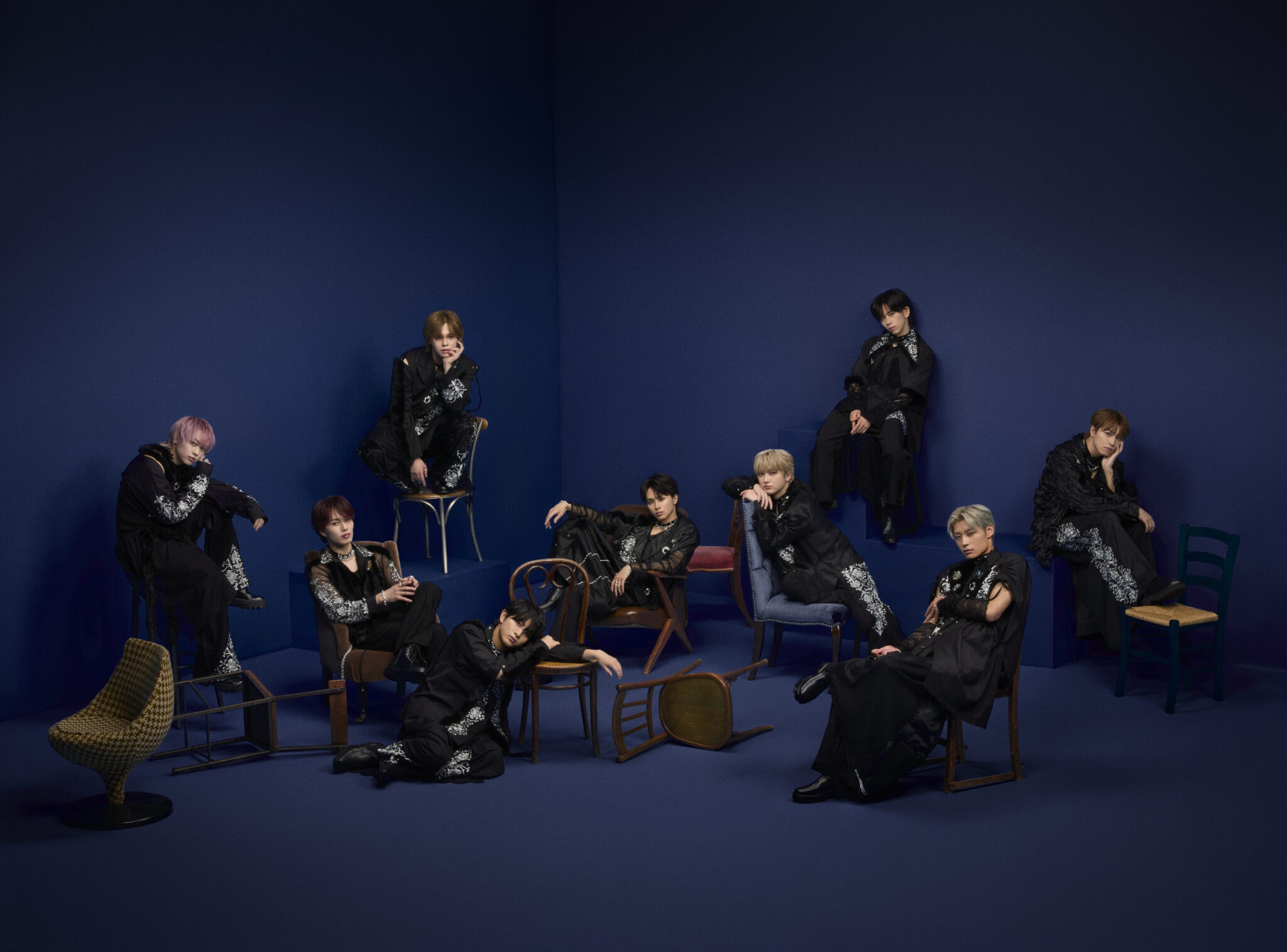 9月24日(水) 22nd Single『NINE LIVES』発売決定！！さらに新アー写も公開！